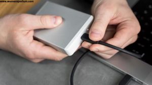 Best Travel Gadgets For Long Flights: Sky-High Comfort!